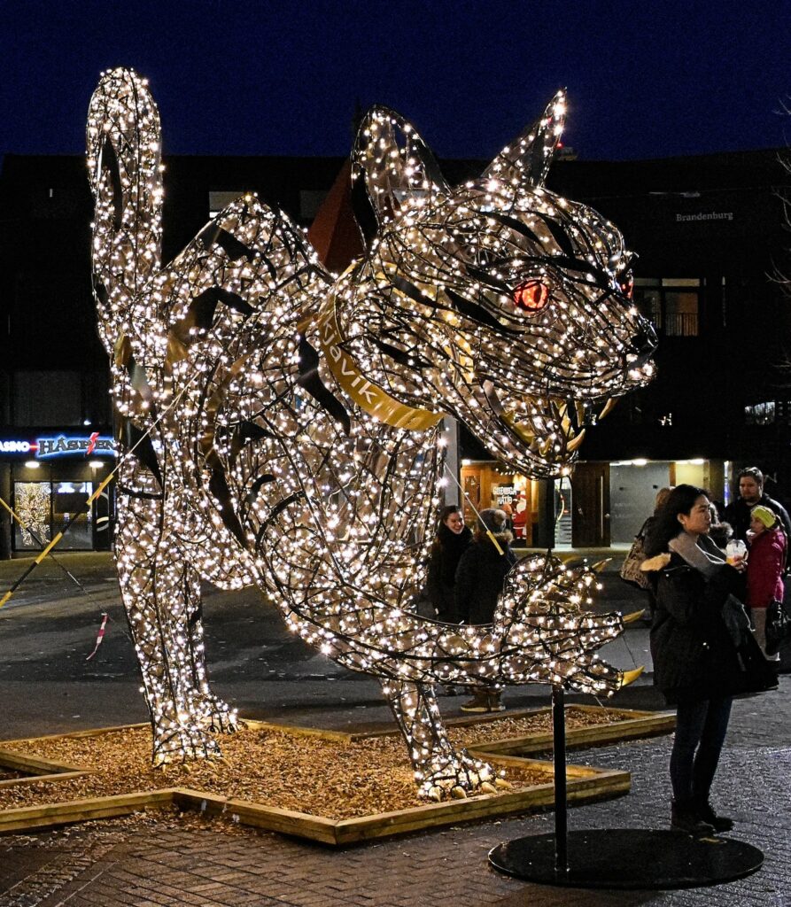 Jólakötturinn: the Icelandic Legend of the Child-Eating Christmas Cat ...